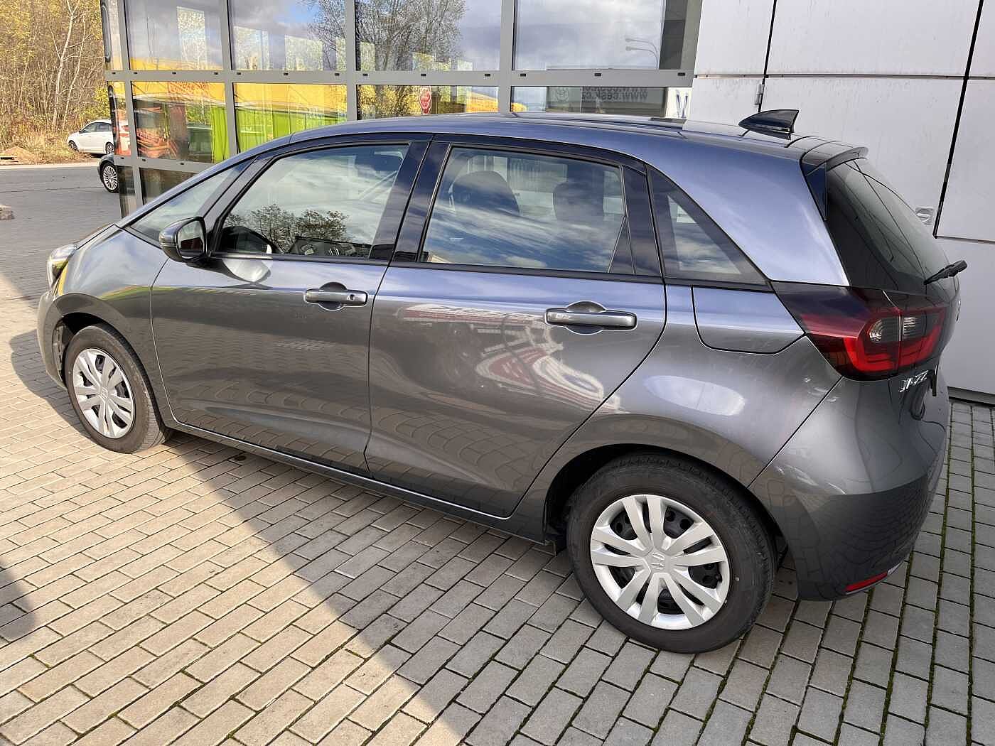 Ojetá Honda Jazz Hybrid: pětidveřový hatchback Zde nakupte ojetý vůz ...