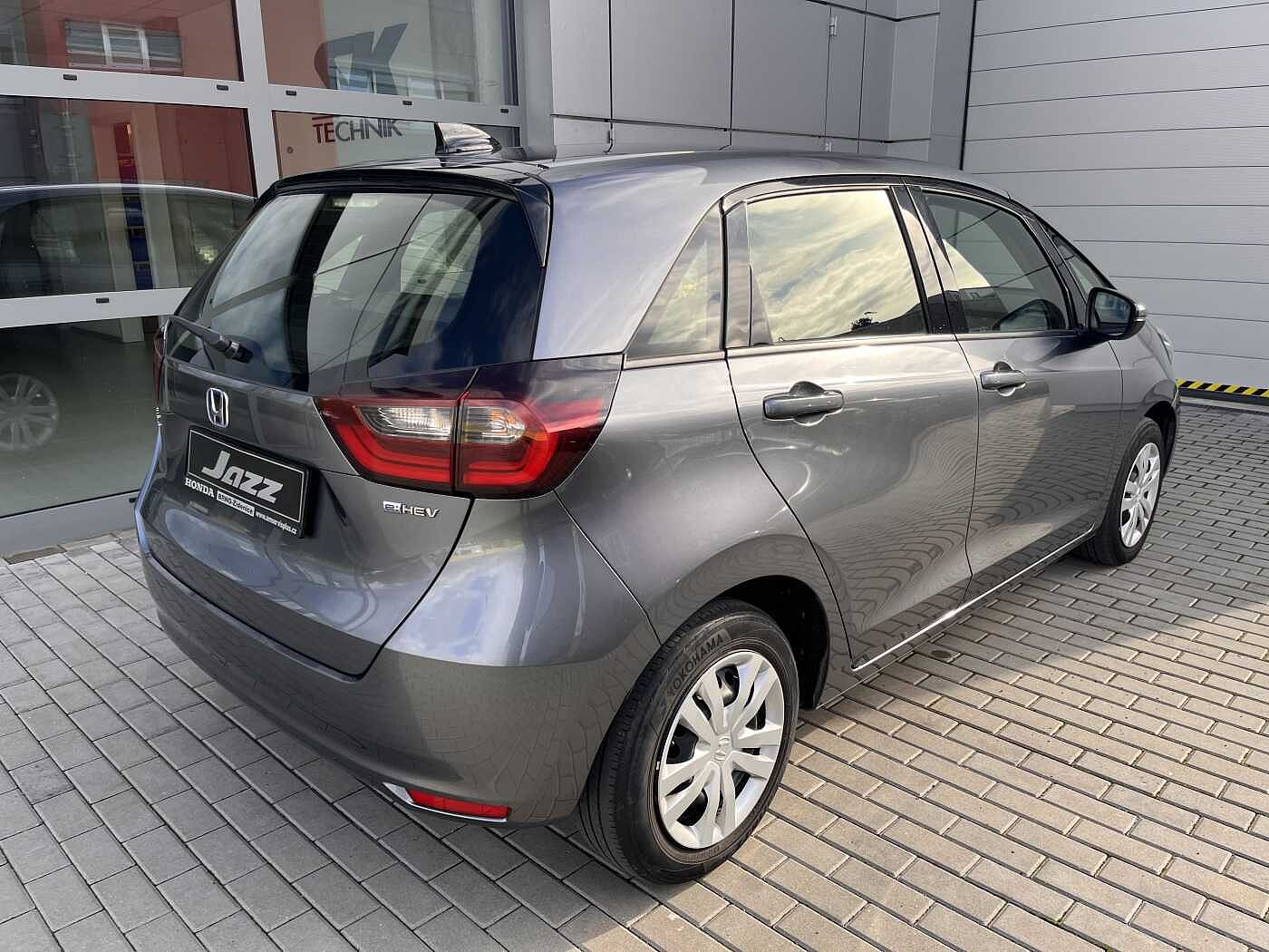 Ojetá Honda Jazz Hybrid: pětidveřový hatchback Zde nakupte ojetý vůz ...